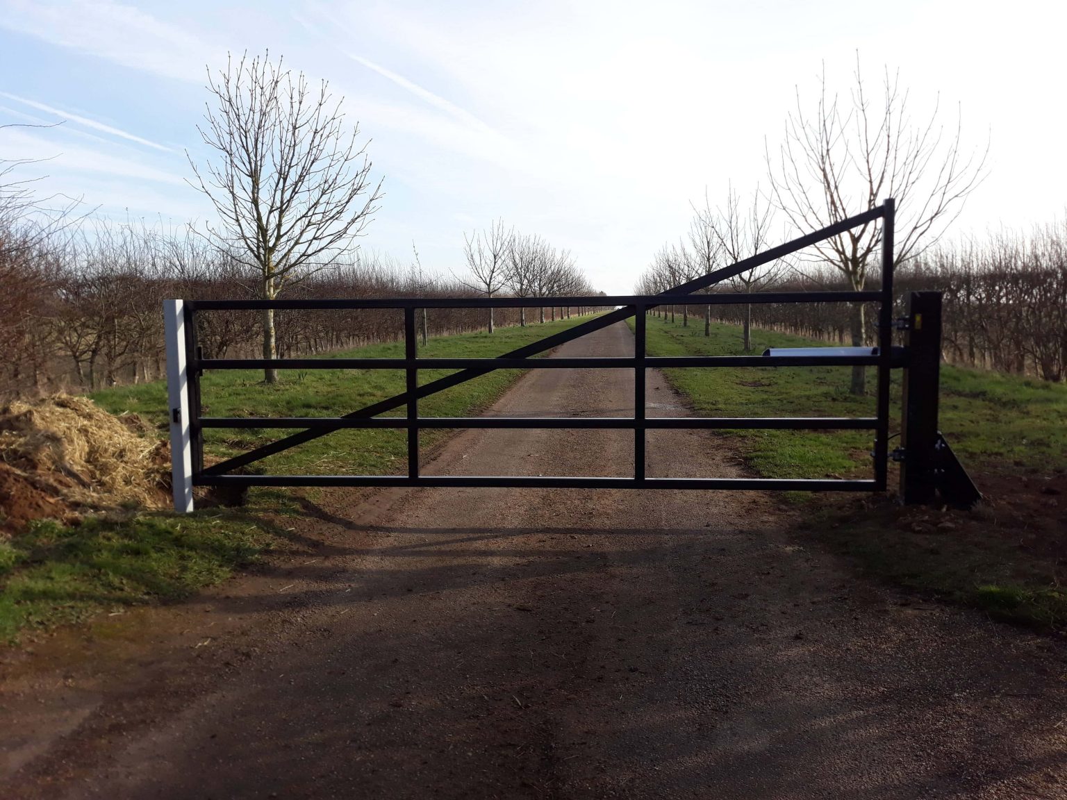 Northamptonshire Farm Gate Security | Auto Gates Northants